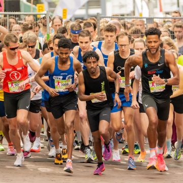 Trompper Optiek Golden Tenloop – Hardlopen op Hemelvaartsdag in Delft